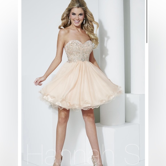 Hannah S | Dresses | Hannah S Champagne Blush Prom Dress | Poshmark